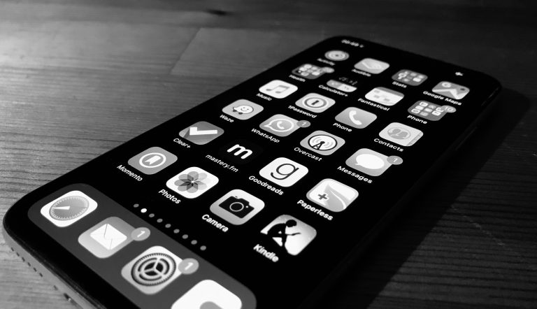 Tech Tip: Set Your Devices to Grayscale – mastery.fm